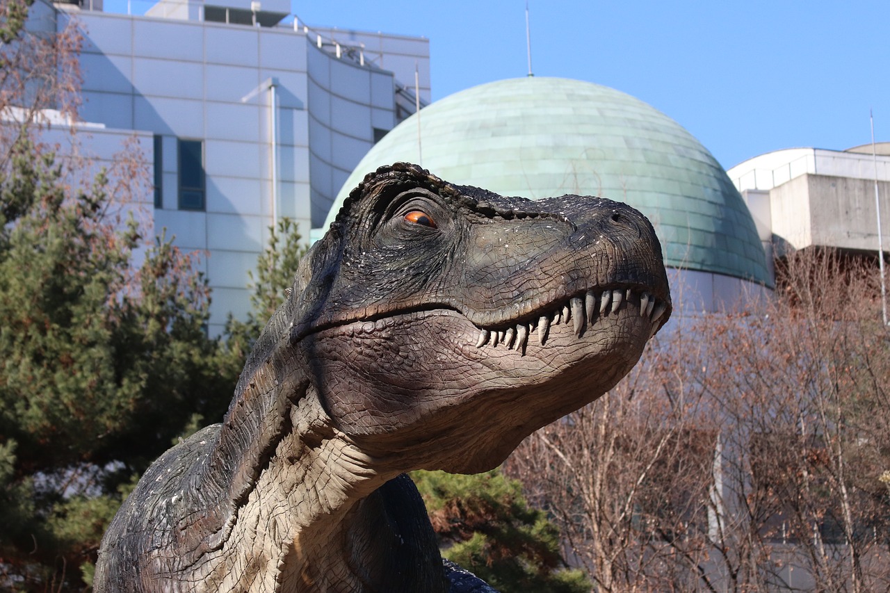 Jurassic World Alive – neue AR-App ruft zur Dino-Jagd