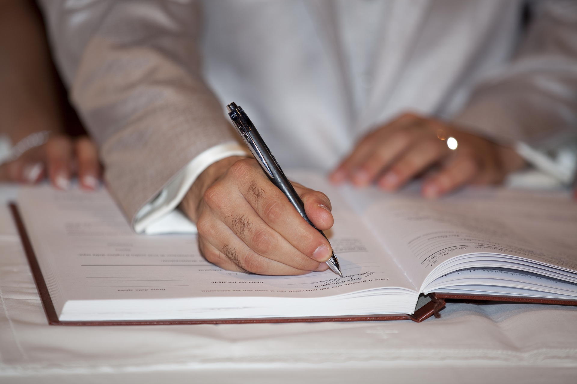 Digitale Signatur: Was ist digitales Signieren und wie geht's?